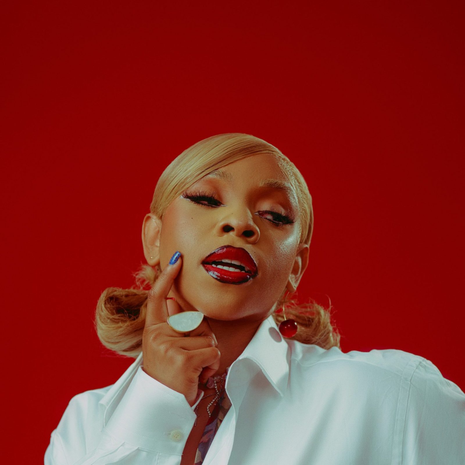 FAVE Unveils Bold New Music Video For “No Games”